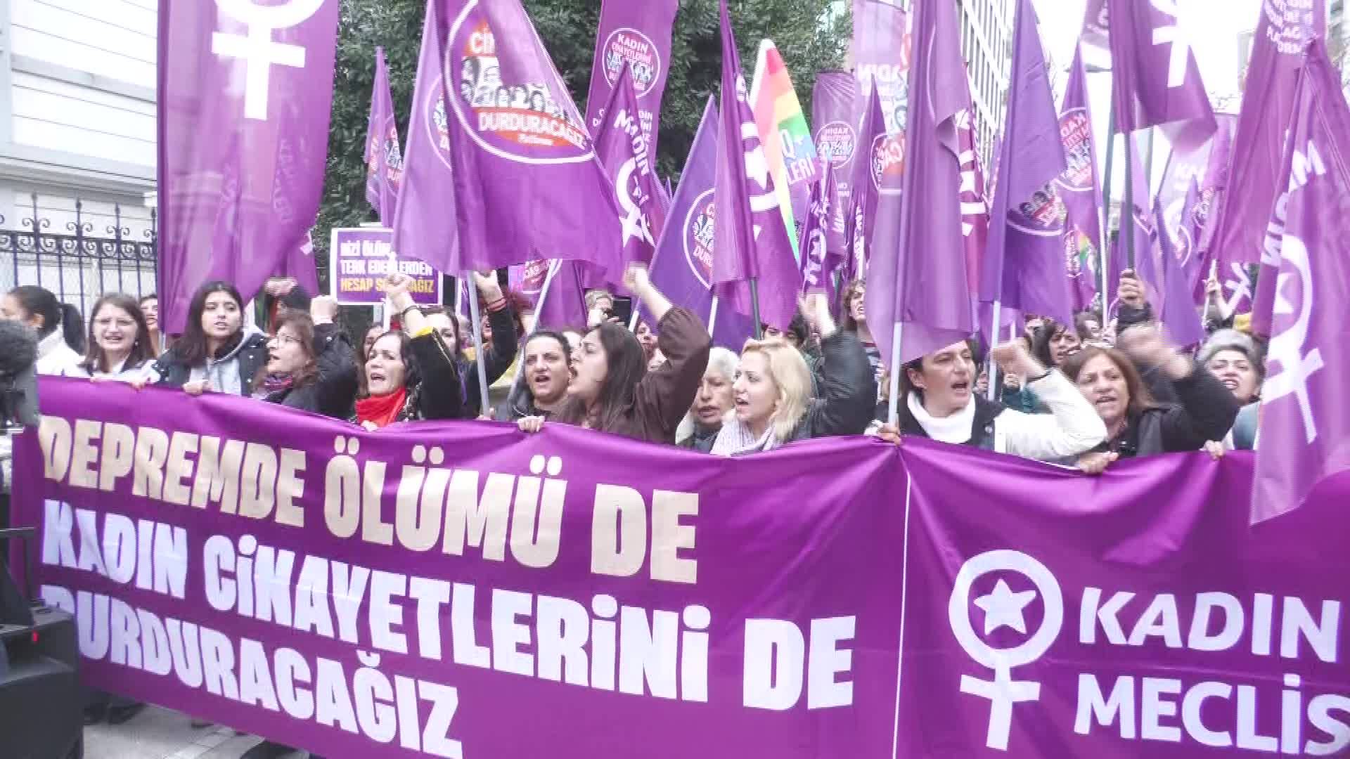 "Biz kadınlar biat etmedik, etmeyeceğiz"| Haberler