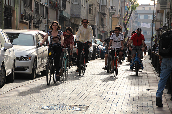 2 teker ve 6 gün…| Haberler