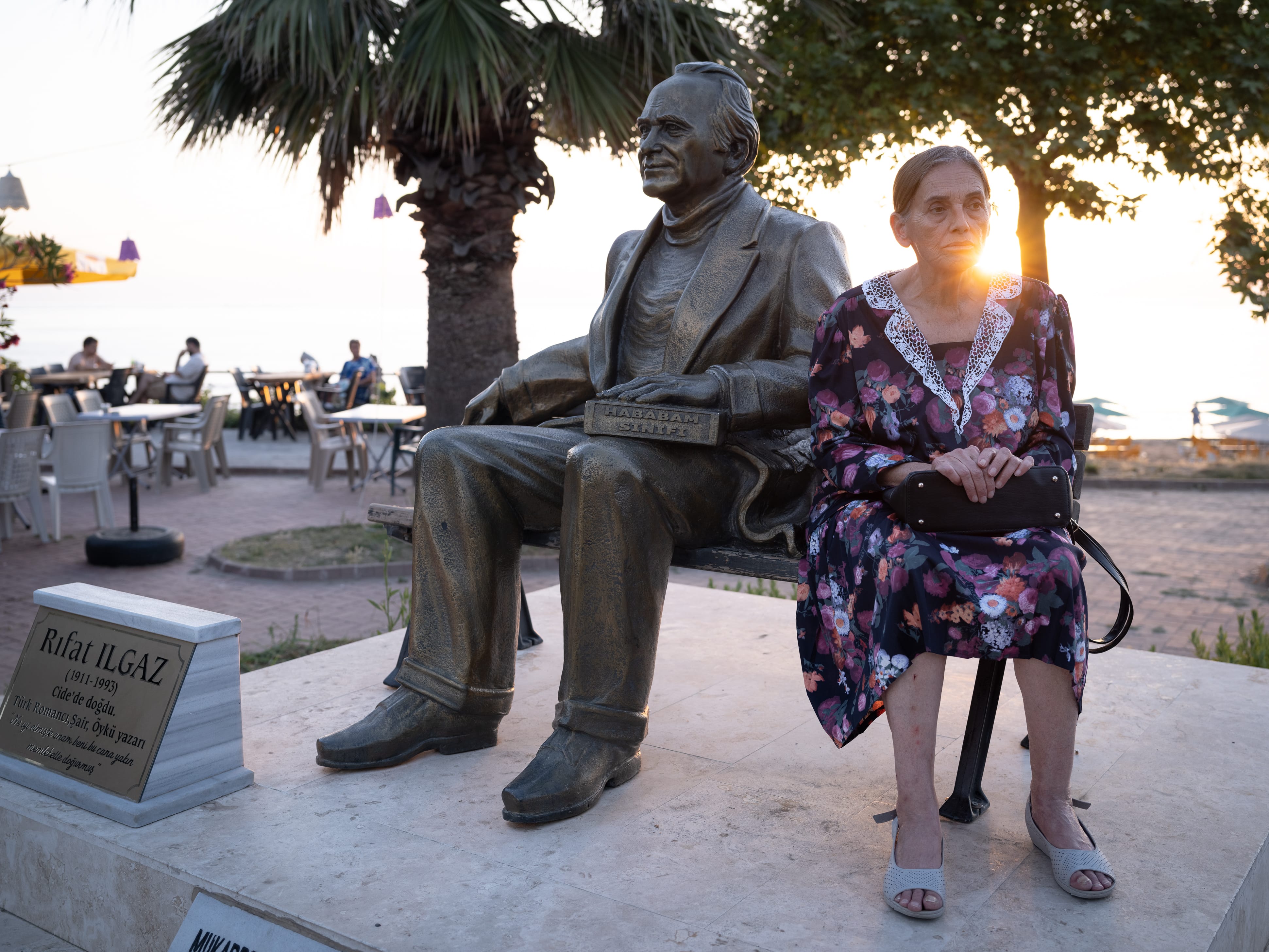 Taşrada özgürlük savaşı! | Alper TURGUT